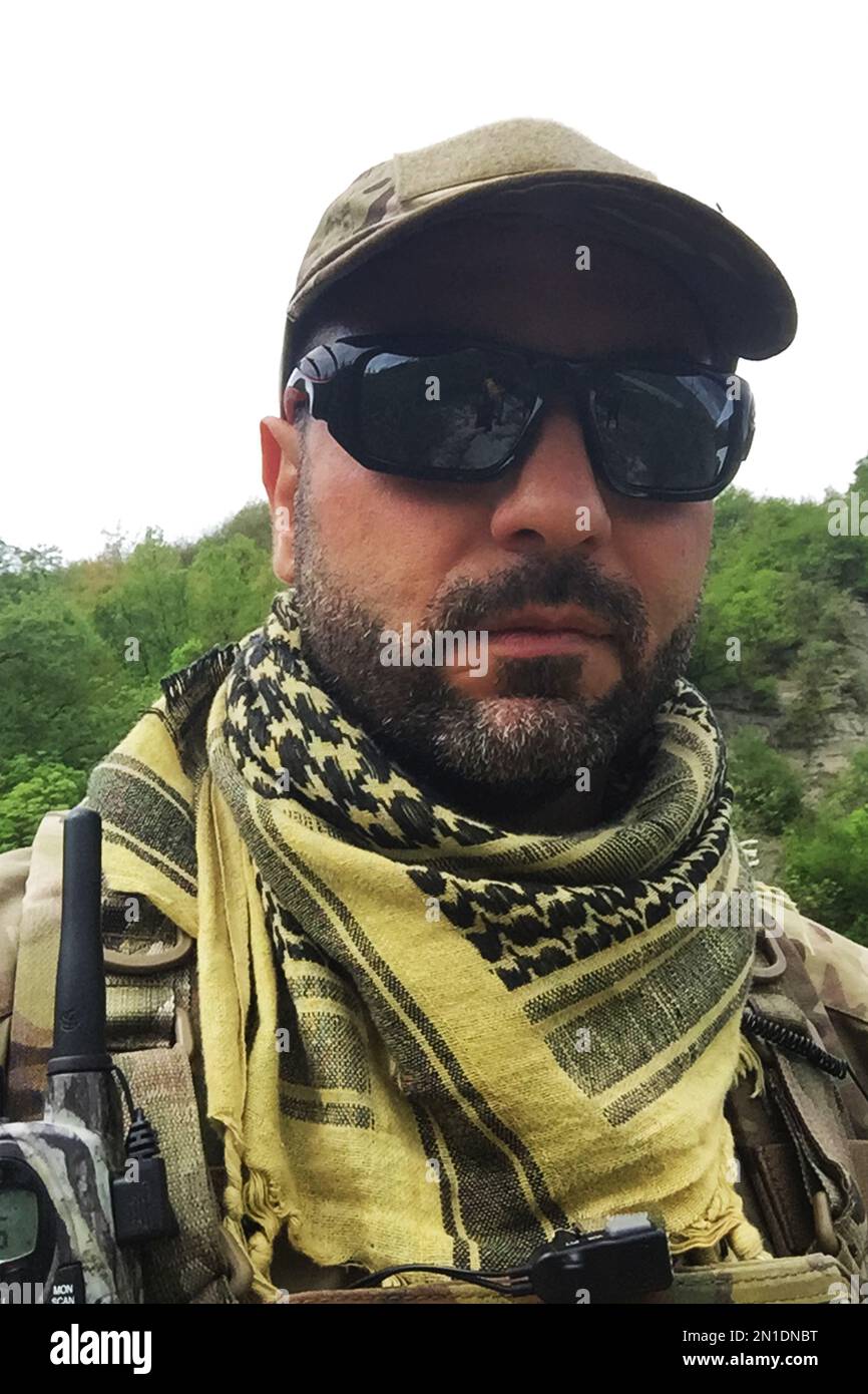 soldier selfie while he is fighting war Stock Photo - Alamy