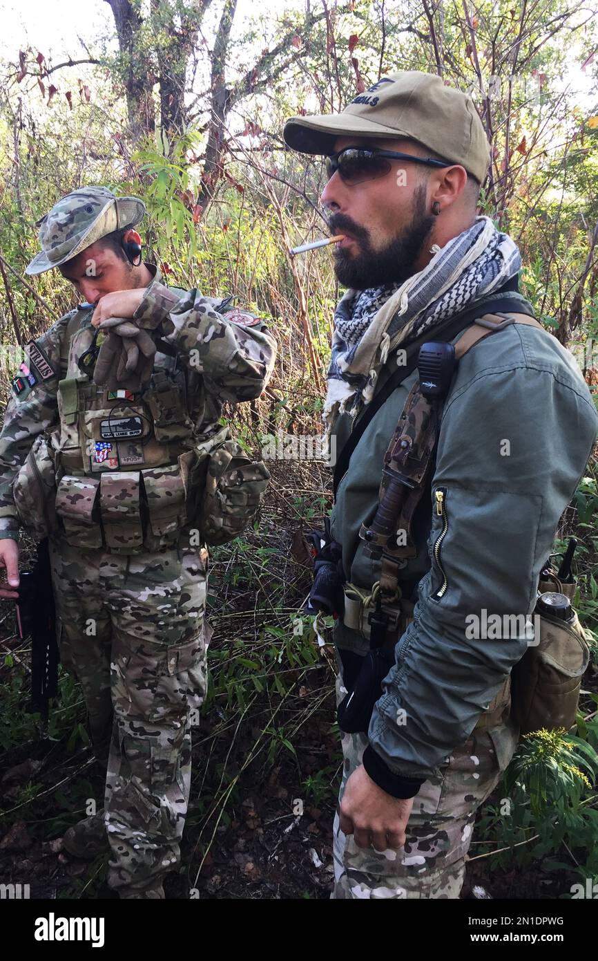 soldier selfie while he is fighting war Stock Photo - Alamy