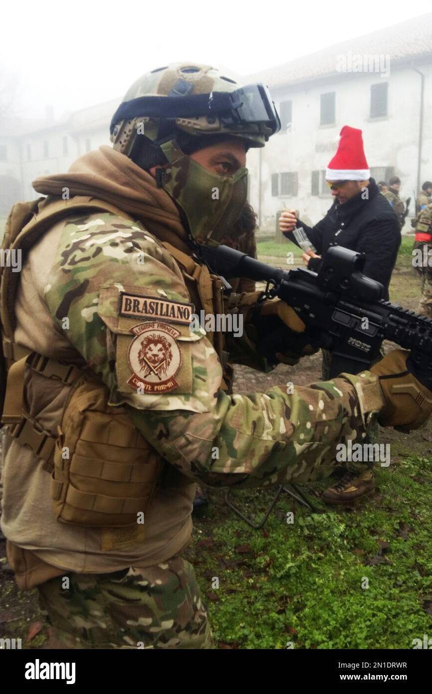 soldier selfie while he is fighting war Stock Photo - Alamy