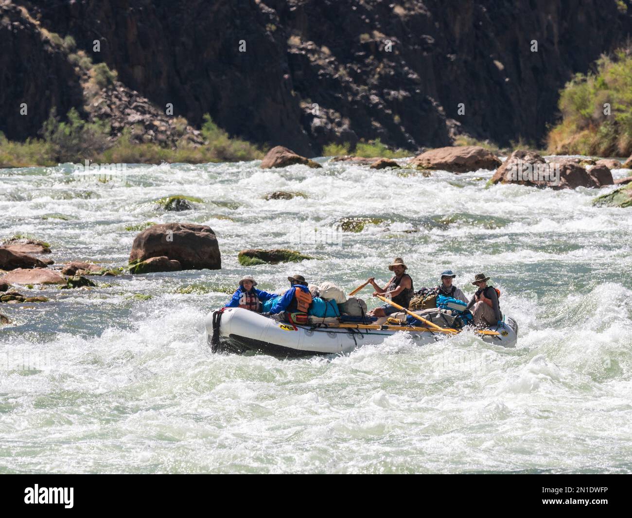 Commercial oar boat runs hi-res stock photography and images - Alamy