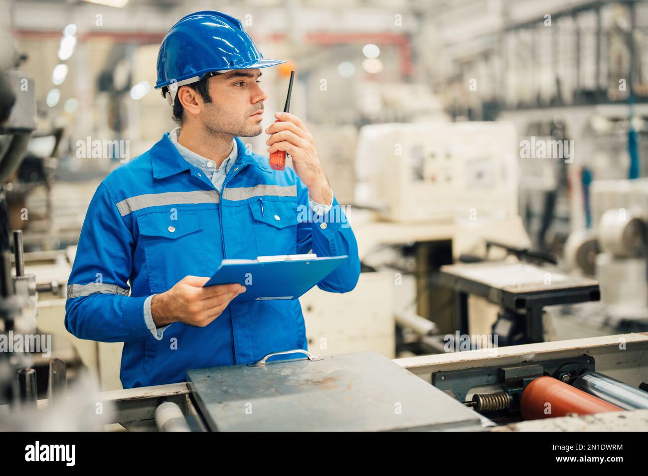 Professional Engineering of modern factory checking to automatic ...