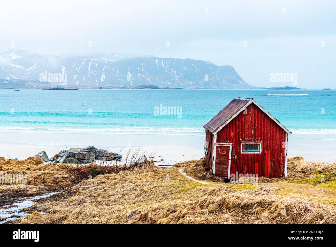 Cabin at beach hi-res stock photography and images - Alamy