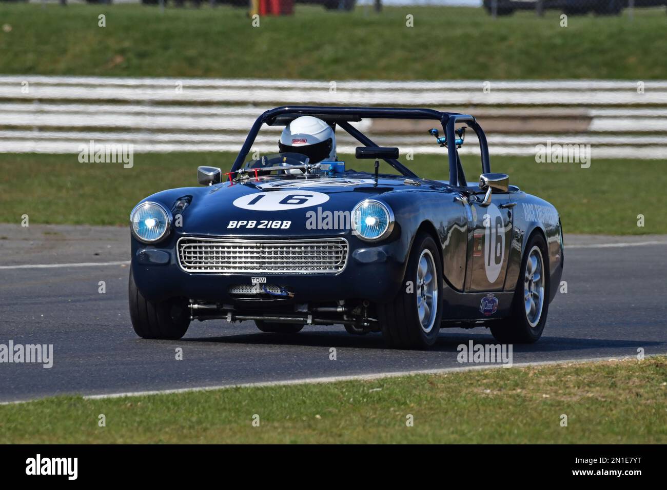Ian Staines, MG Midget, Adams and Page Swinging Sixties, Group 1, a ...
