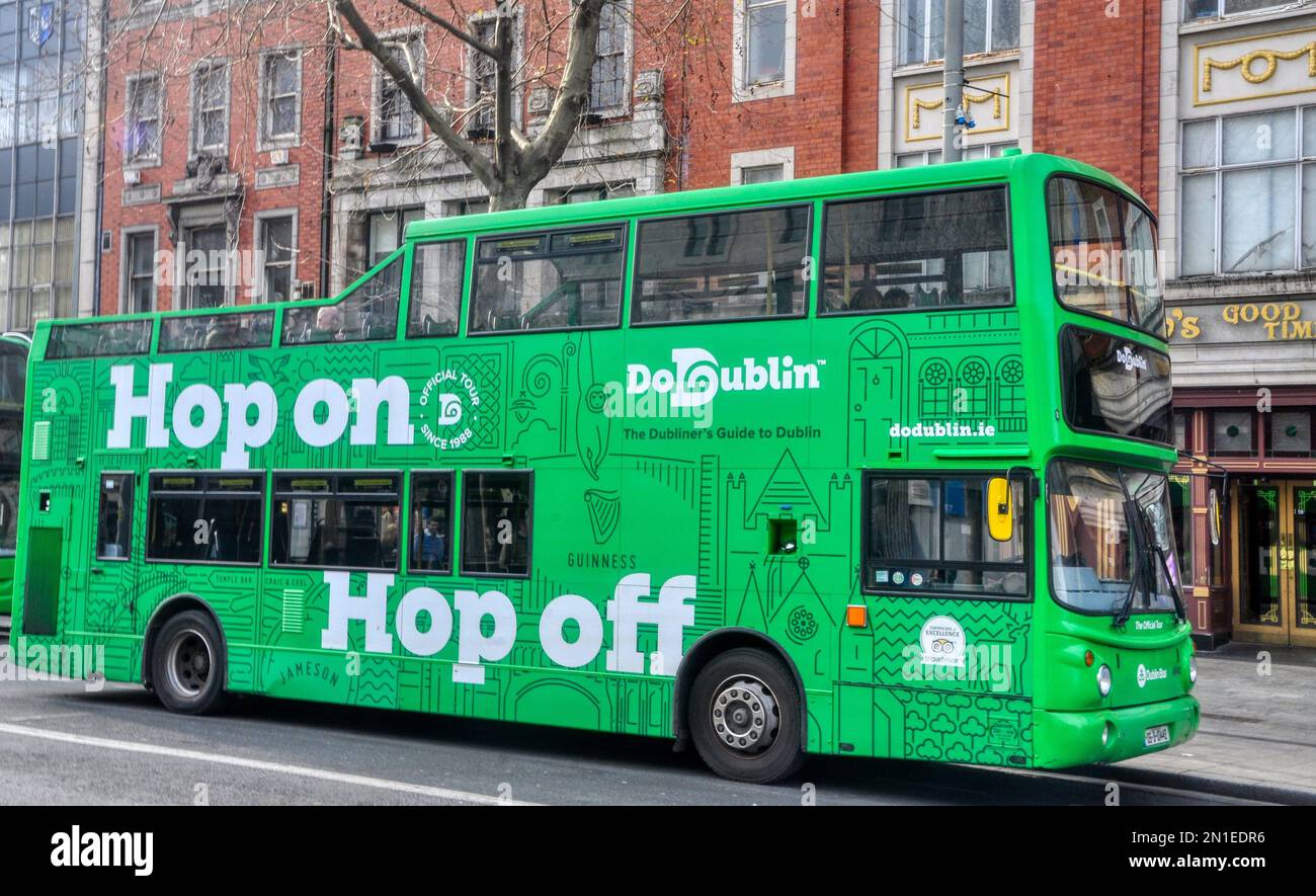 Dublin hop on bus hi-res stock photography and images - Alamy