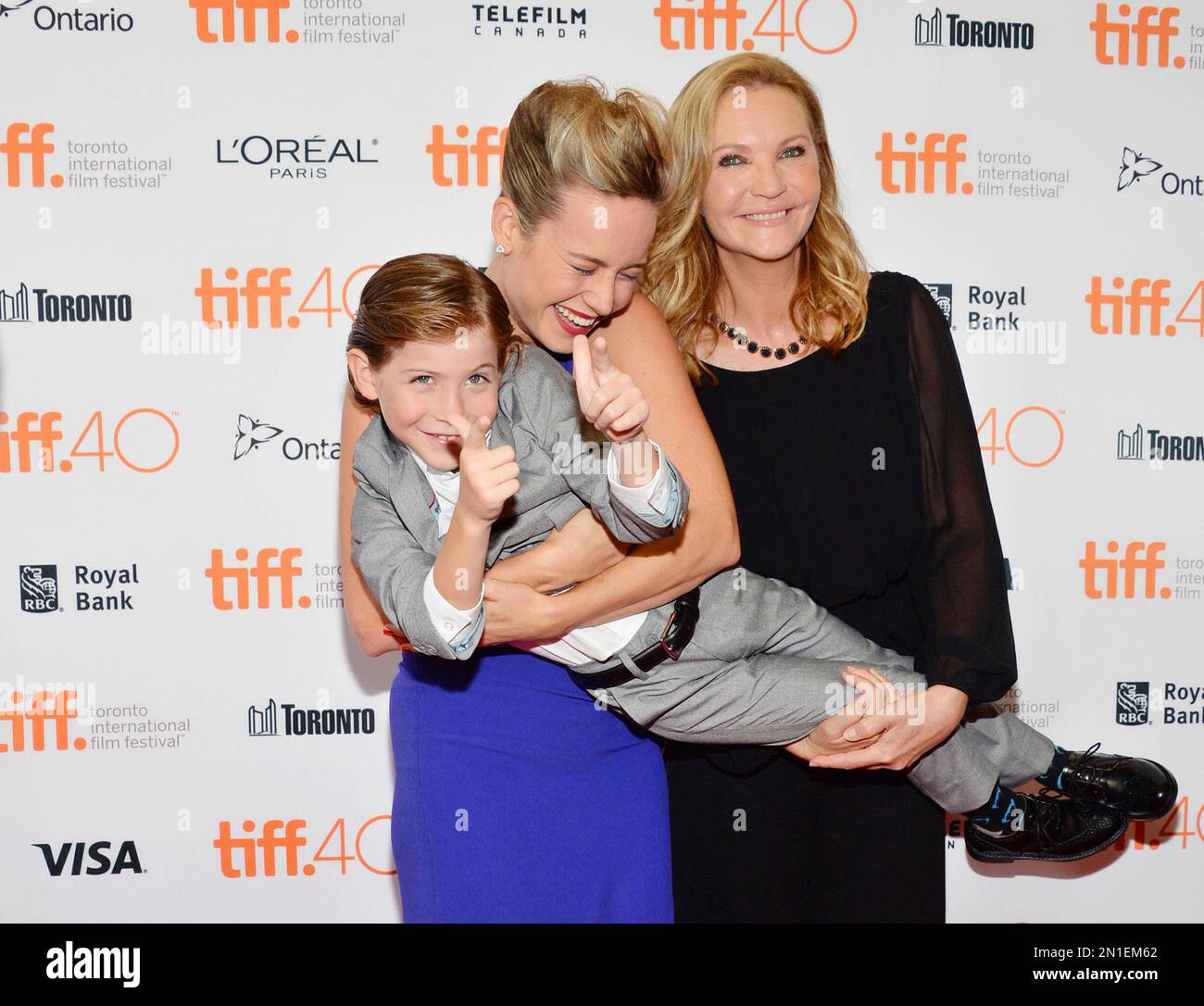 Brie Larson, and Joan Allen, right, hold Jacob Tremblay at the premiere ...