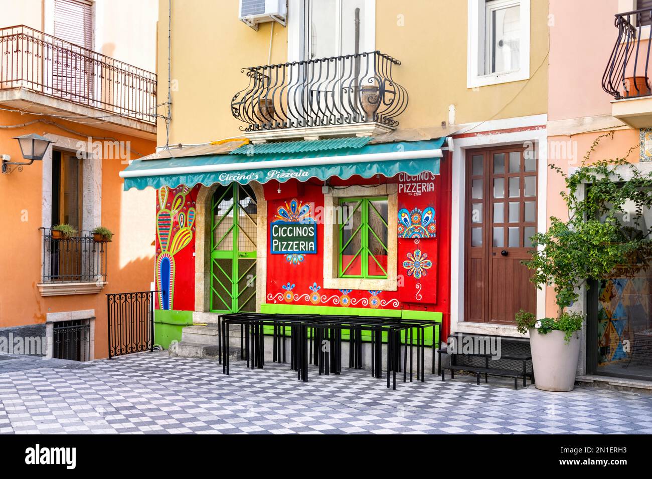 Castelmola pizzeria hi-res stock photography and images - Alamy