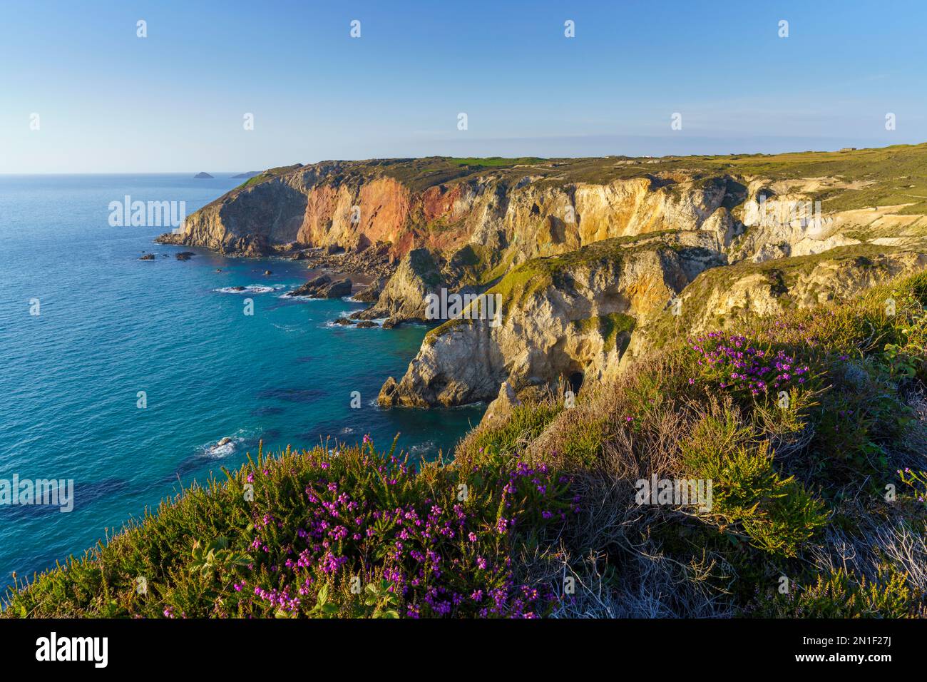 Cligga head perranporth hi-res stock photography and images - Alamy