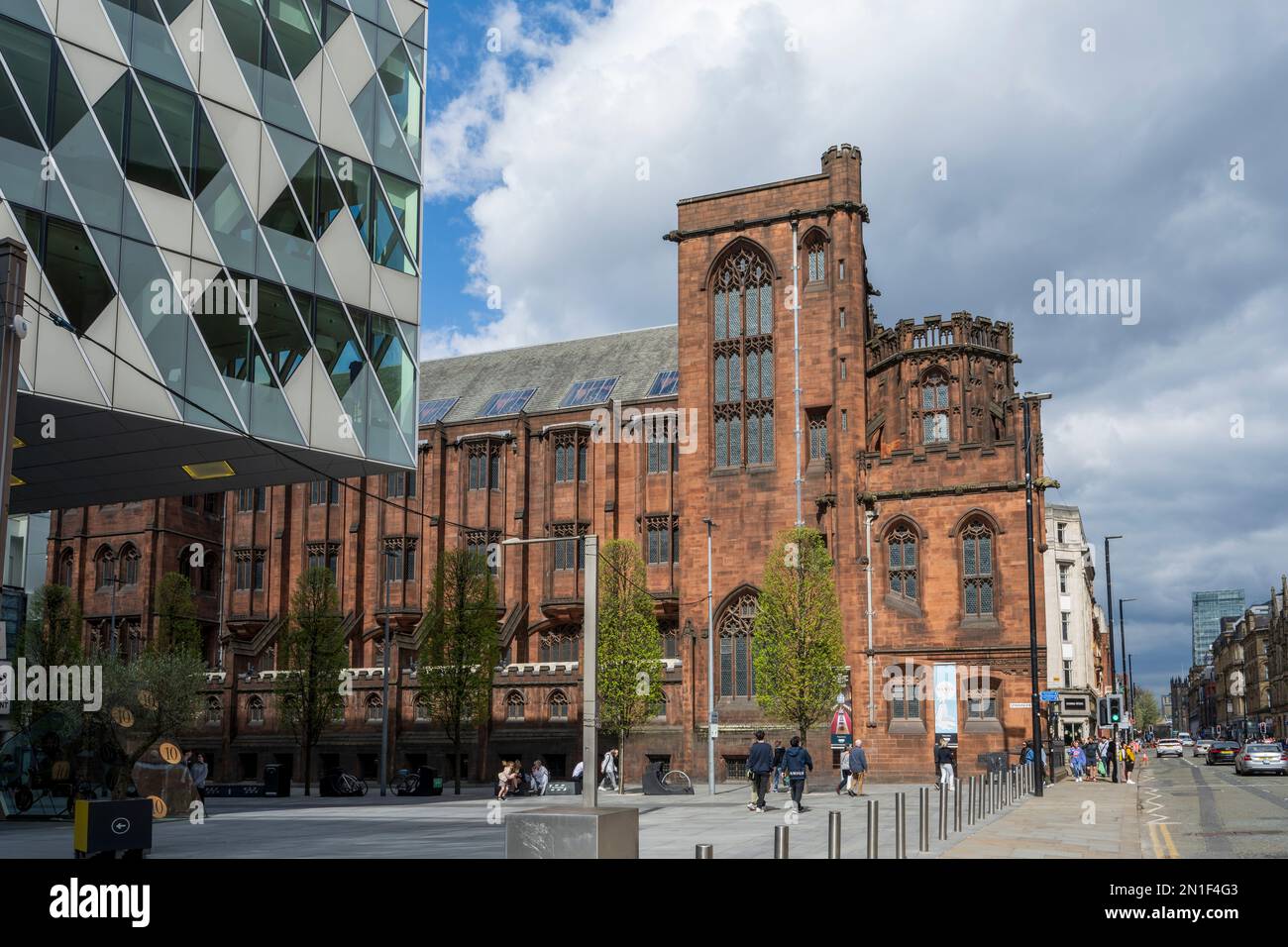 John Rylands Research Institute and Library on Deansgate, Manchester ...
