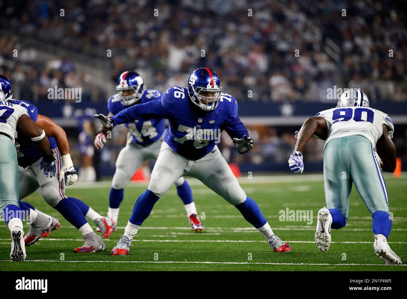 New York Giants offensive tackle Ereck Flowers (76) defends against a ...