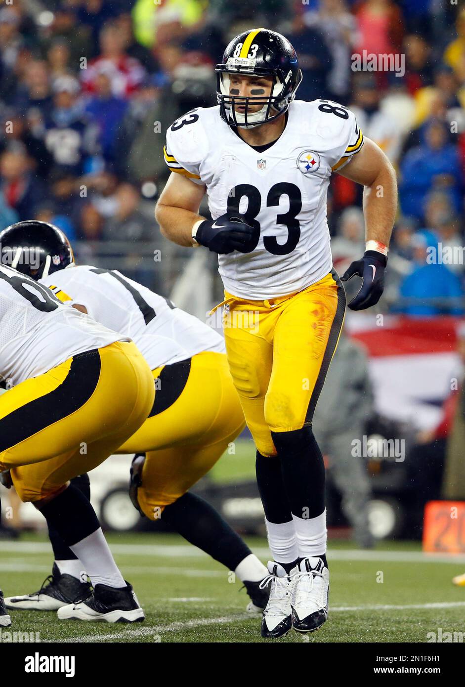 Pittsburgh Steelers tight end Heath Miller (83) goes in motion before ...