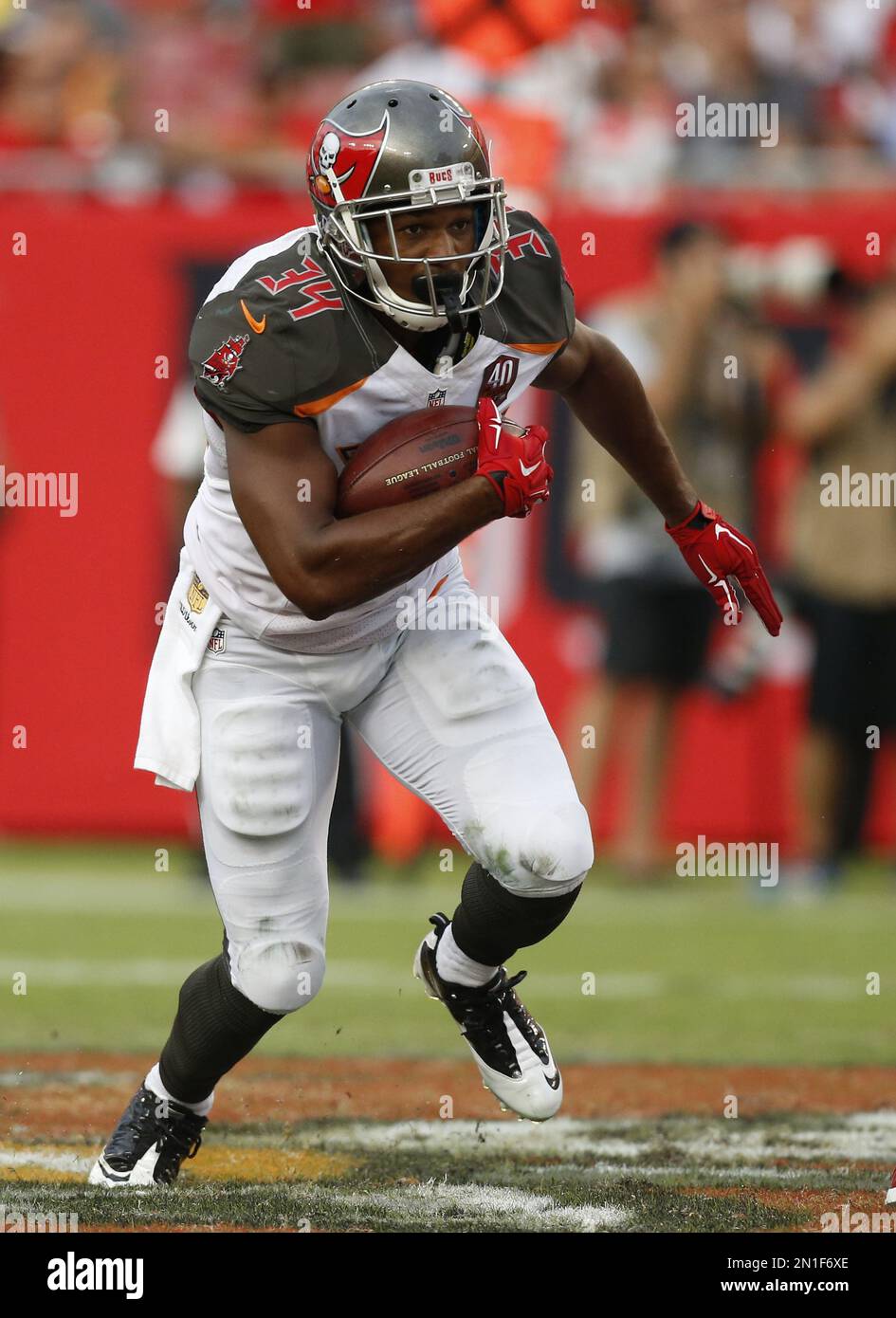 Tampa Bay Buccaneers running back Charles Sims (34) during the second ...
