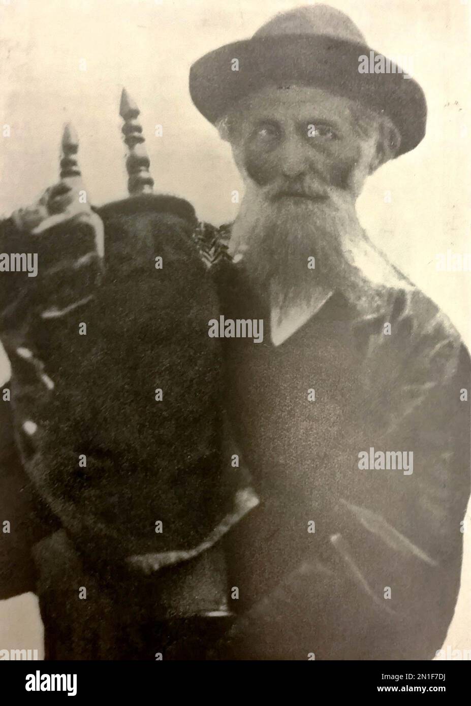 Rabbi Shlomo Zalman Shach Stock Photo - Alamy