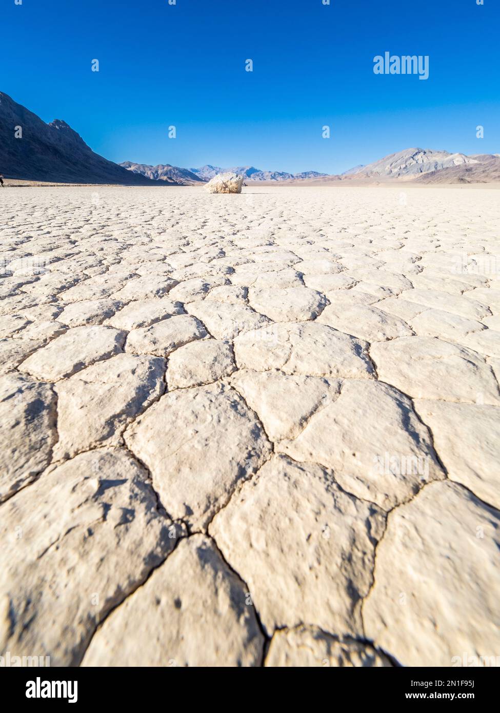 A moving rock at the Racetrack, a playa or dried up lakebed, in Death ...