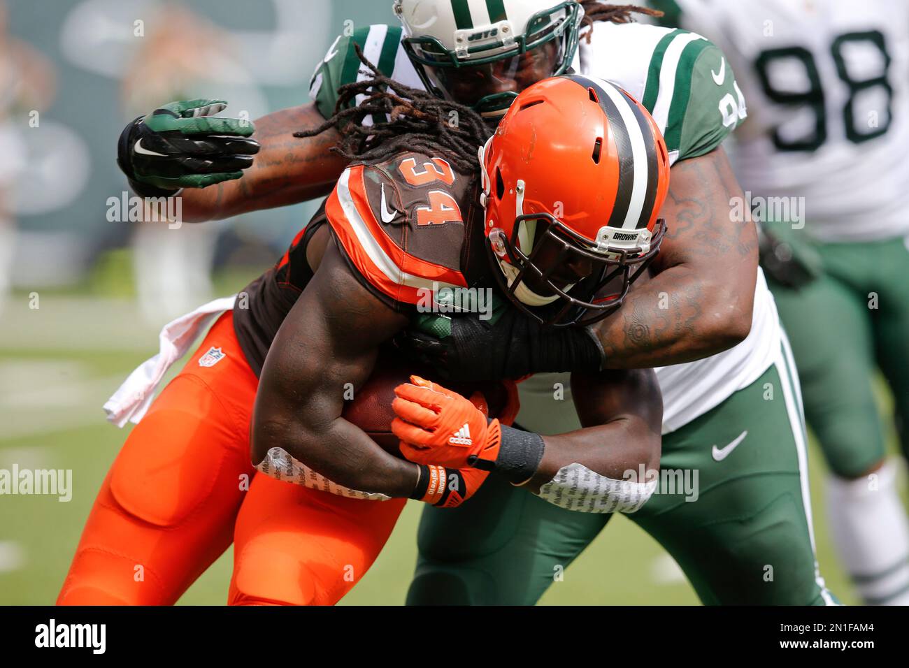 New York Jets nose tackle Damon Harrison (94) tackles Cleveland Browns ...
