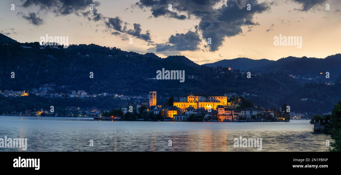 San Giulio Island, Lake Orta (Lago d'Orta), Piedmont, Italian Lakes ...
