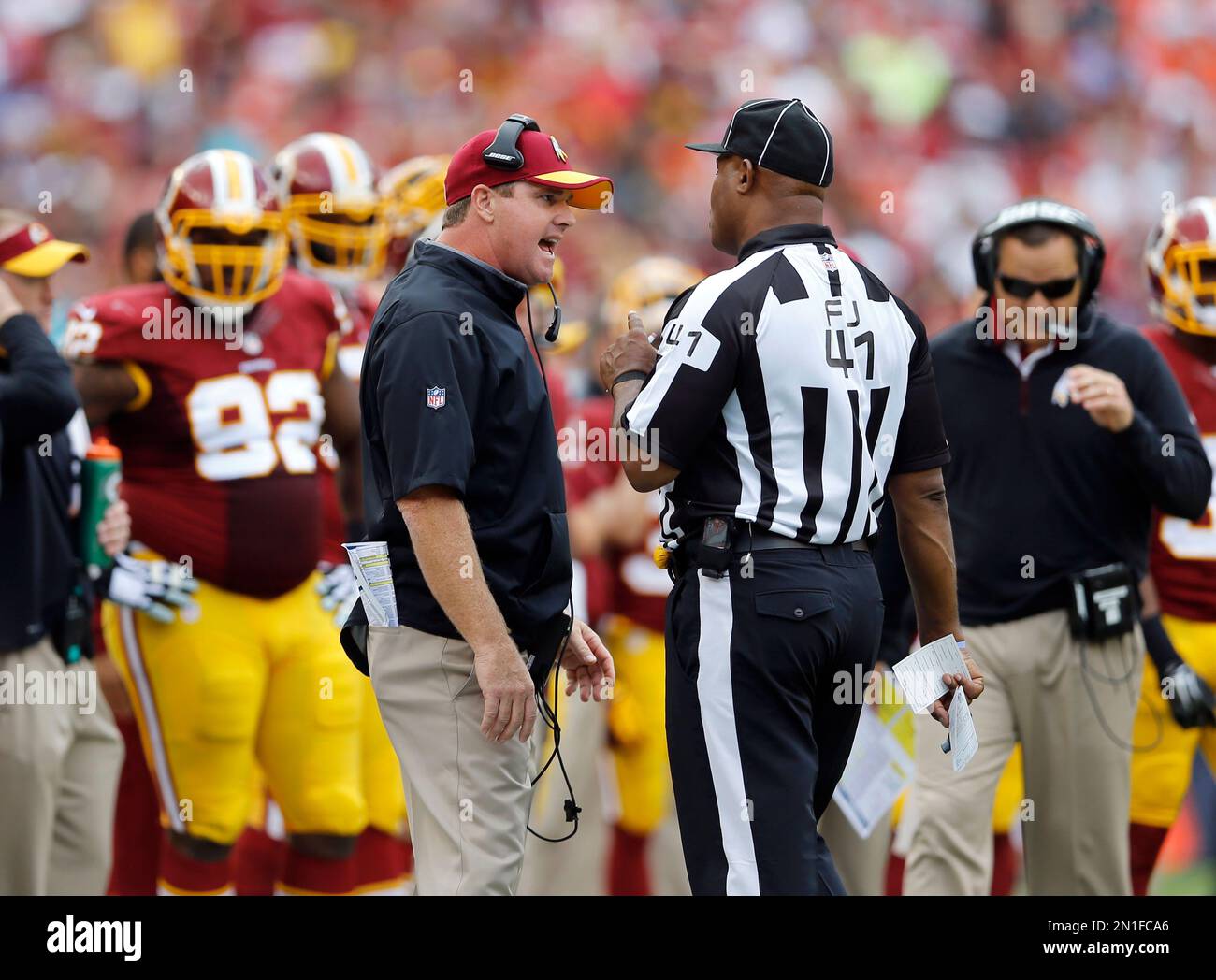 Washington Redskins head coach Jay Gruden argues a call with field ...