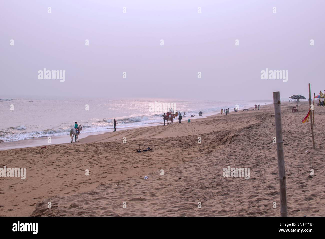 Puri sea beach hi-res stock photography and images - Alamy