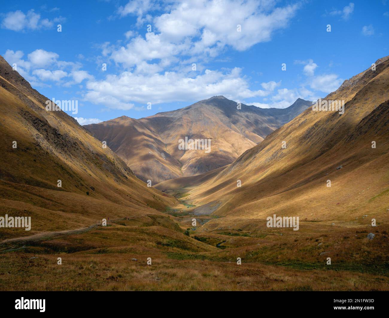 The Juta to Roshka trail via Chaukhi Pass, Stepantsminda, Kazbegi ...