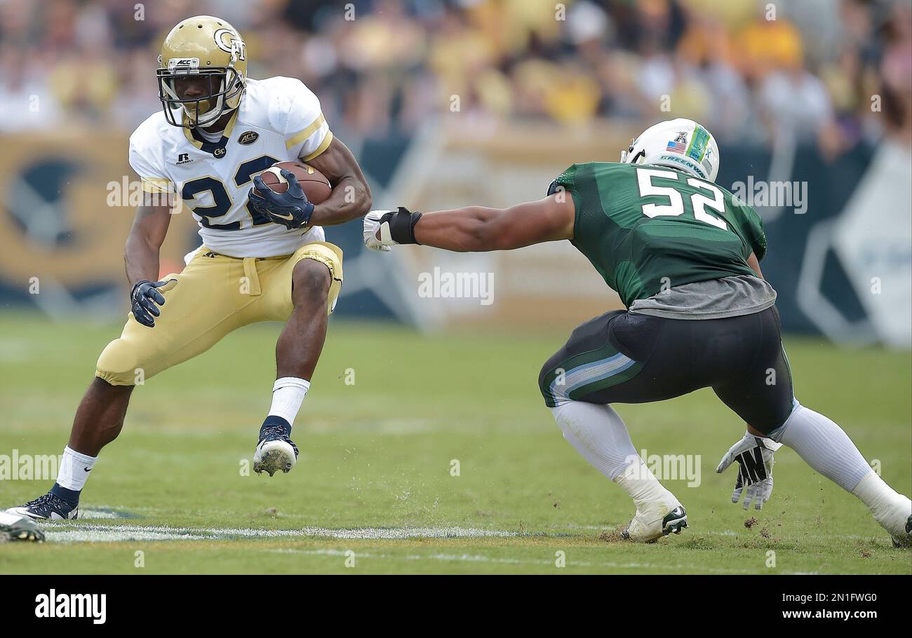 Georgia Tech running back Broderick Snoddy (22) runs against Tulane ...