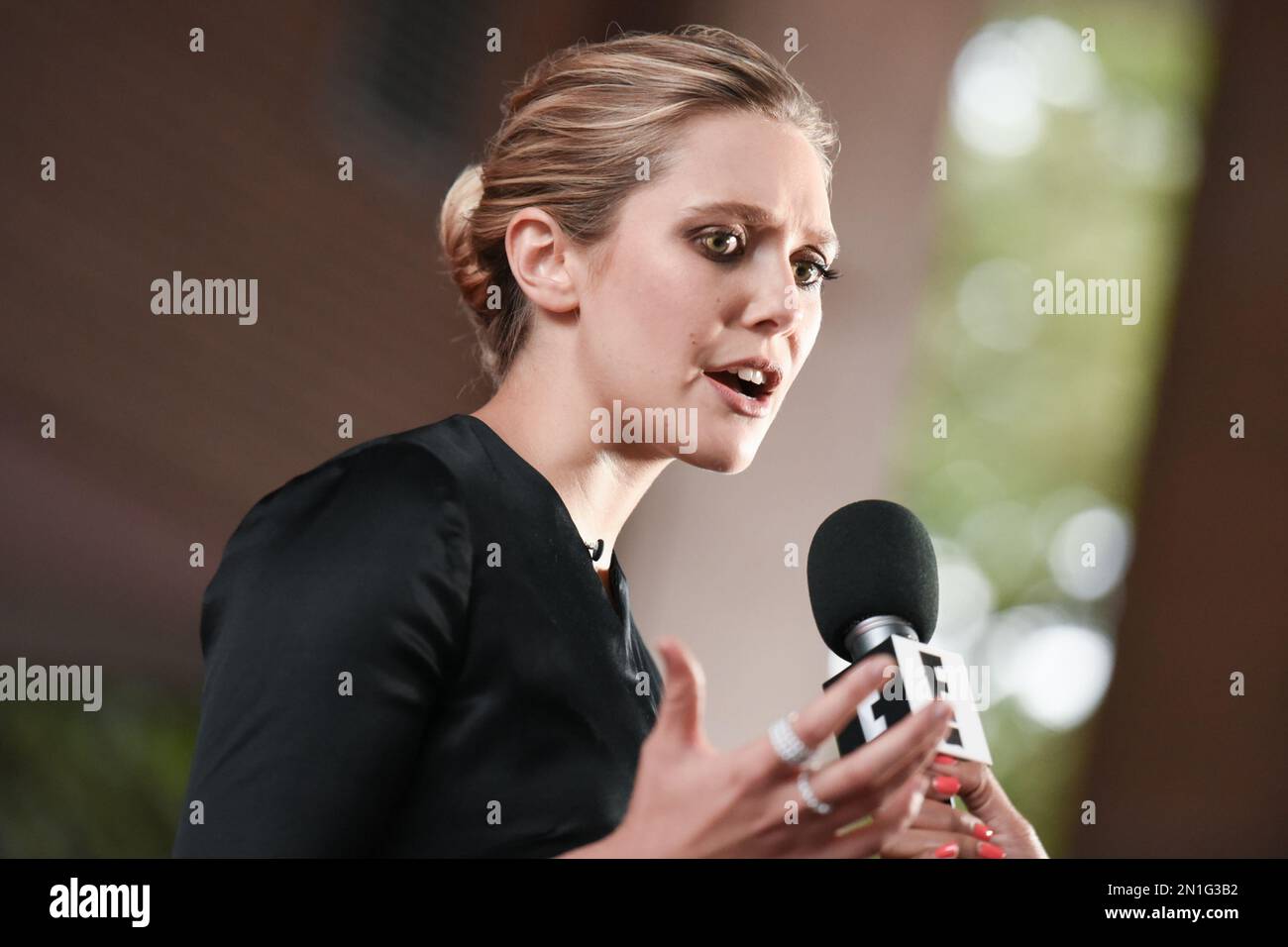 Actress Elizabeth Olsen attends the premiere of "I Saw the Light" on ...