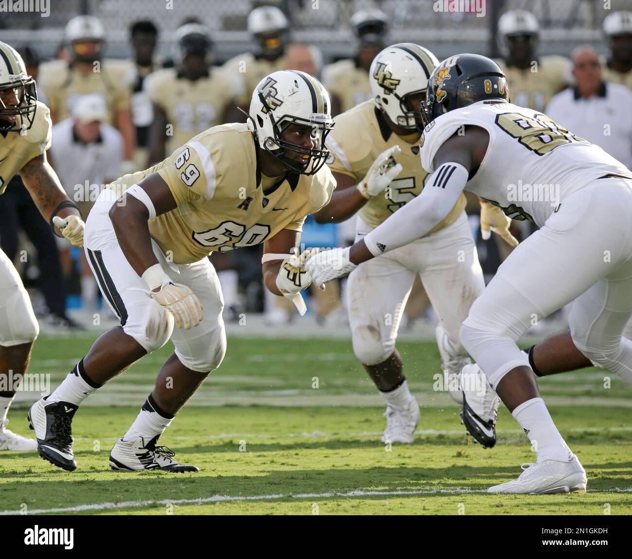 Central Florida defensive lineman Thomas Niles (69) runs a play against ...