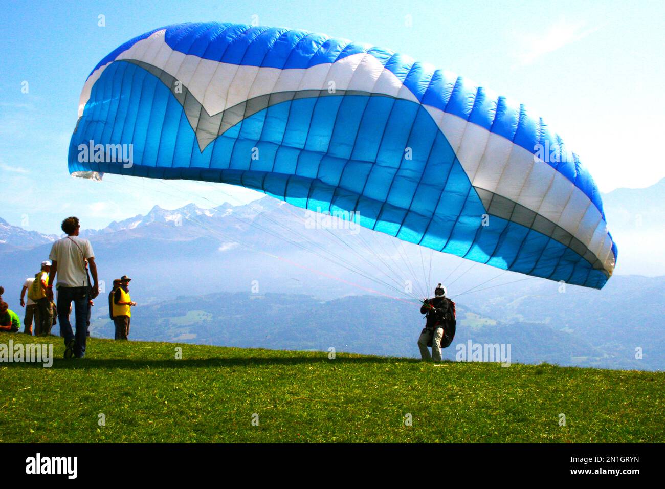 Extreme skydiving hi-res stock photography and images - Alamy