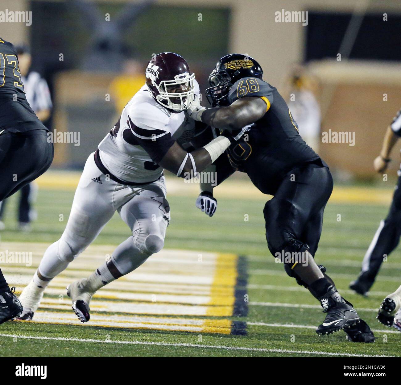 Mississippi State defensive lineman Chris Jones (98) works off the ...
