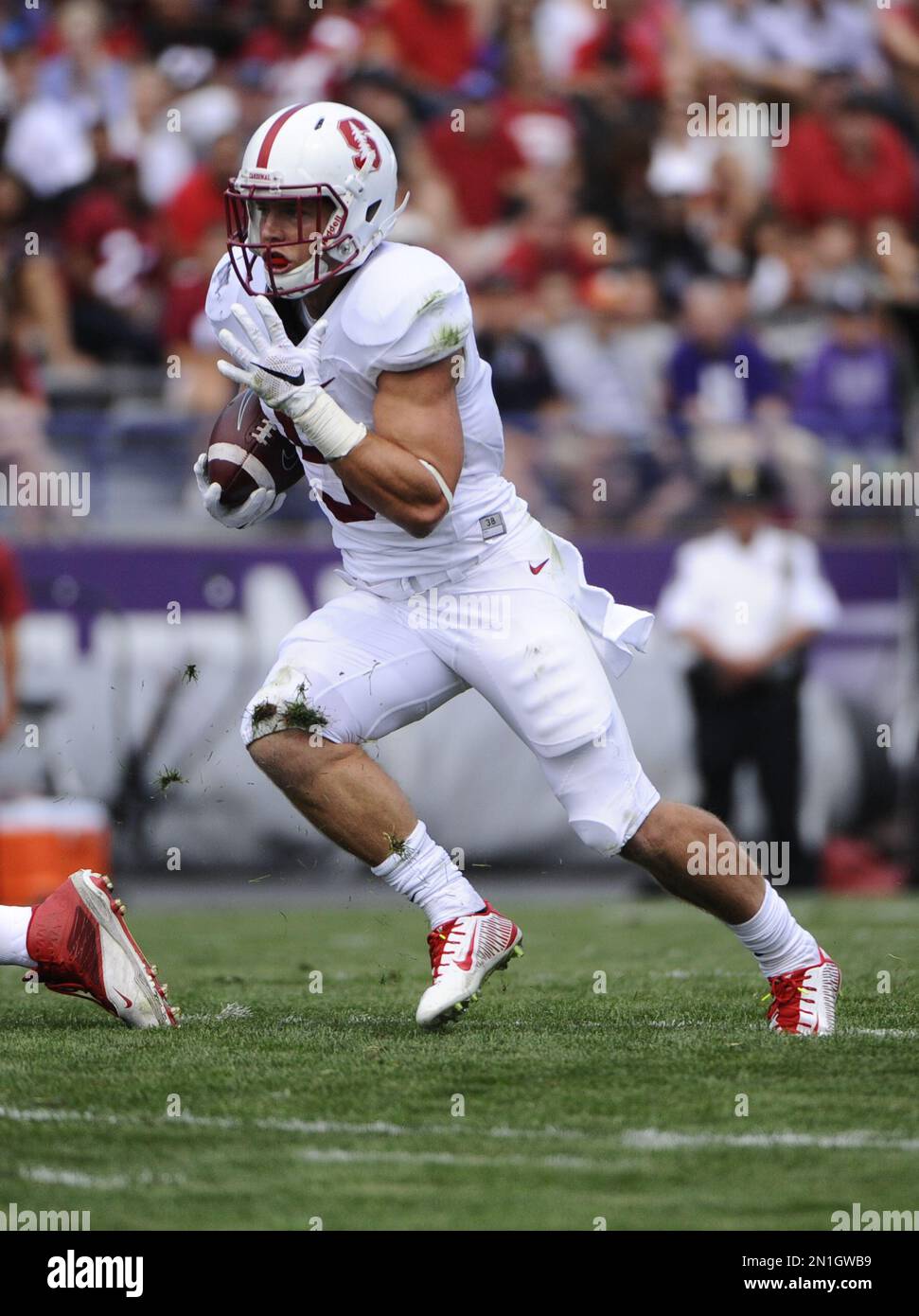 Stanford running back Christian McCaffrey (5) during the first quarter ...