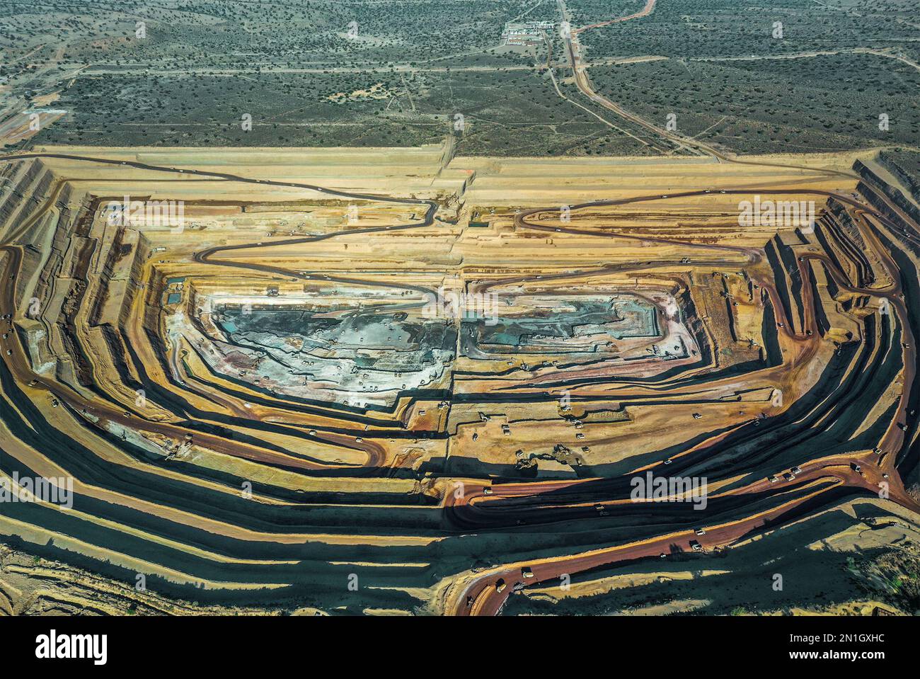 (230206) -- ISLAMABAD, Feb. 6, 2023 (Xinhua) -- This aerial photo taken ...