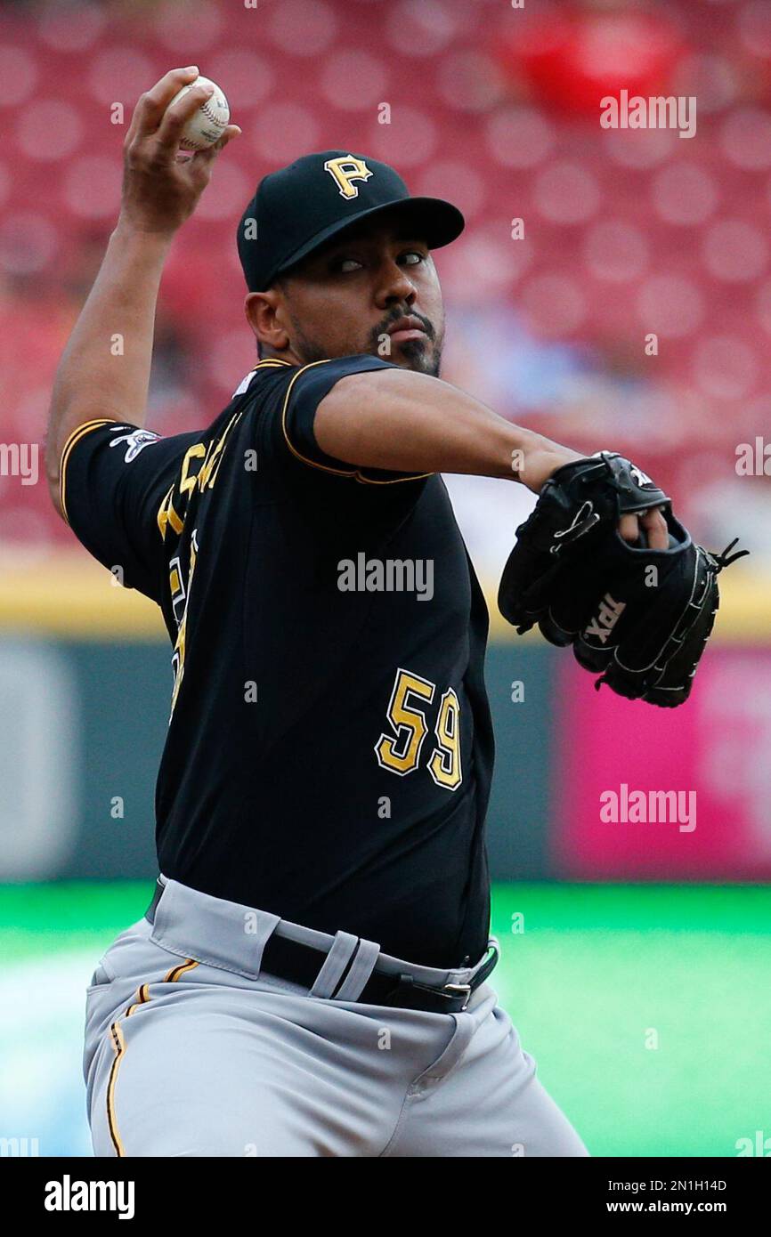 Pittsburgh Pirates relief pitcher Antonio Bastardo throws in the eighth ...