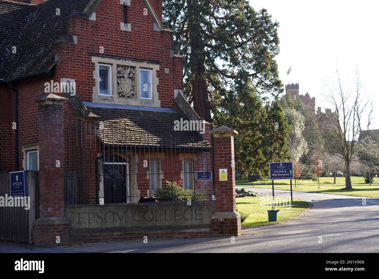 Emma pattison epsom hi-res stock photography and images - Alamy