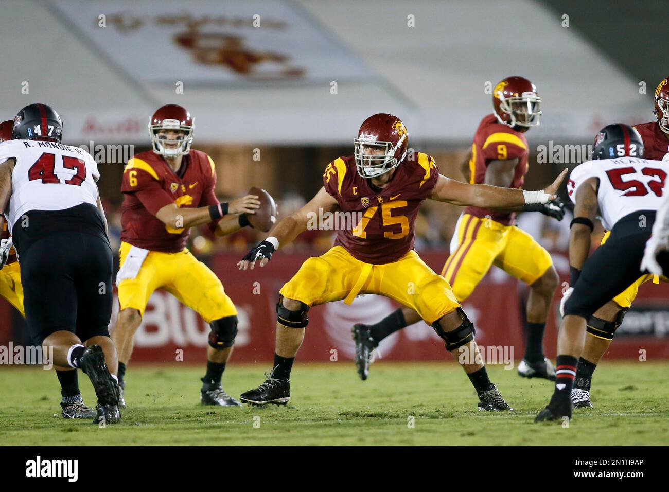 Southern California center Max Tuerk protects quarterback Cody Kessler ...