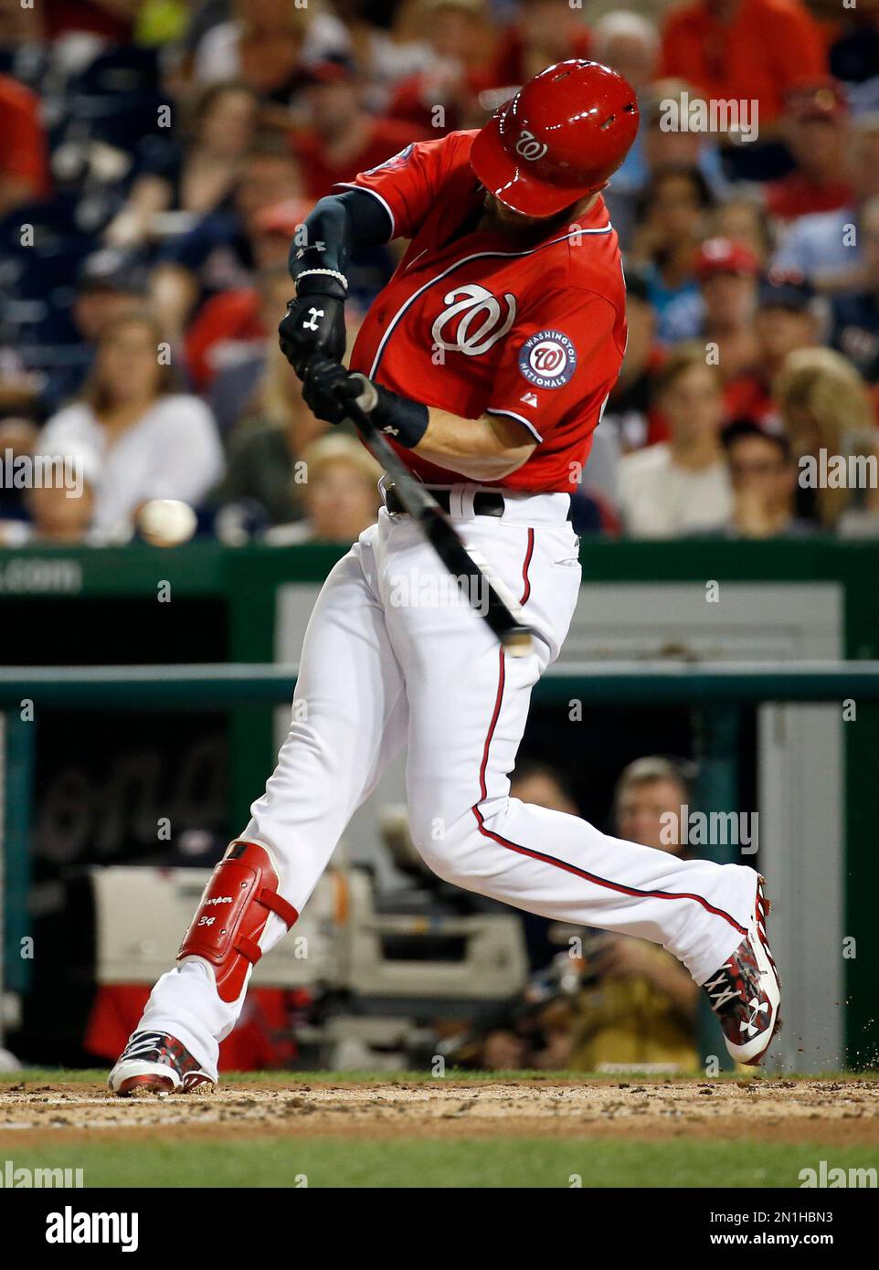 Washington Nationals right fielder Bryce Harper (34) bats during a ...