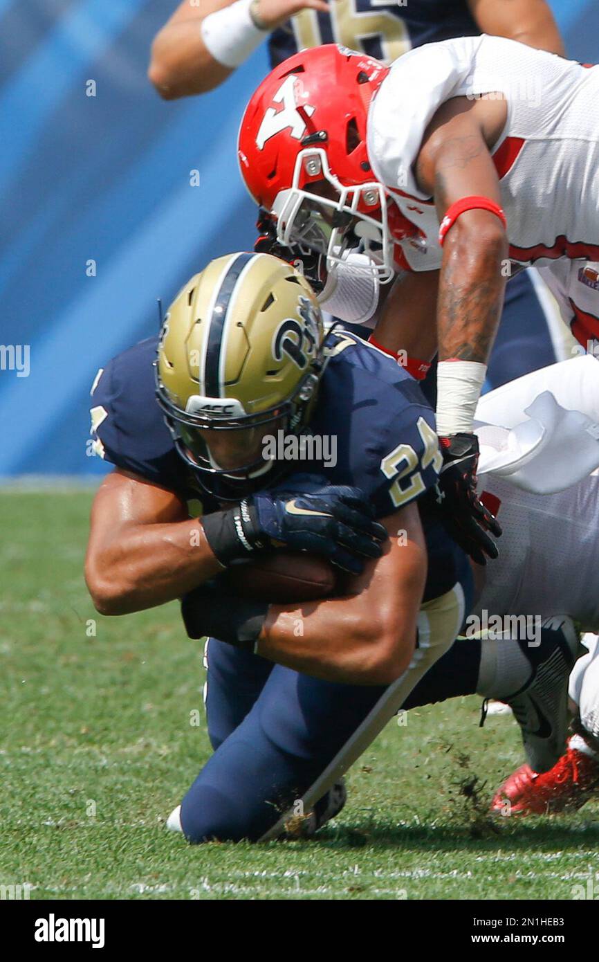 Pittsburgh quarterback Chad Voytik (16) plays in an NCAA football game ...