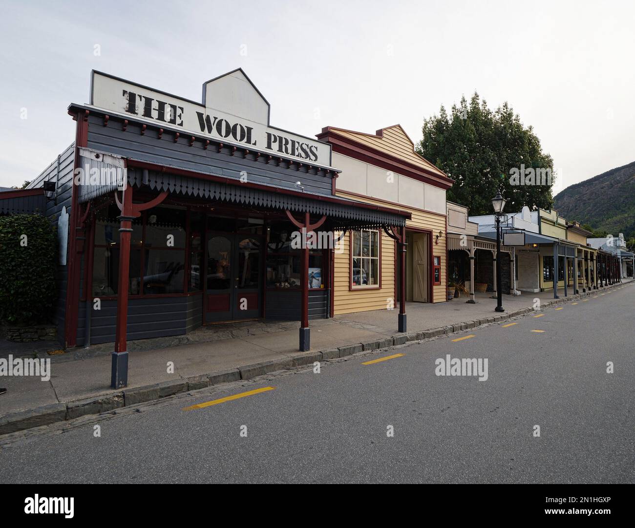 Old historical buildings in 19th century architecture town of Arrowtown ...