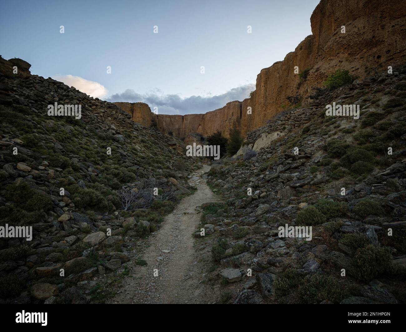 Arid barren badland, wild west dry desert landscape of Bannockburn ...