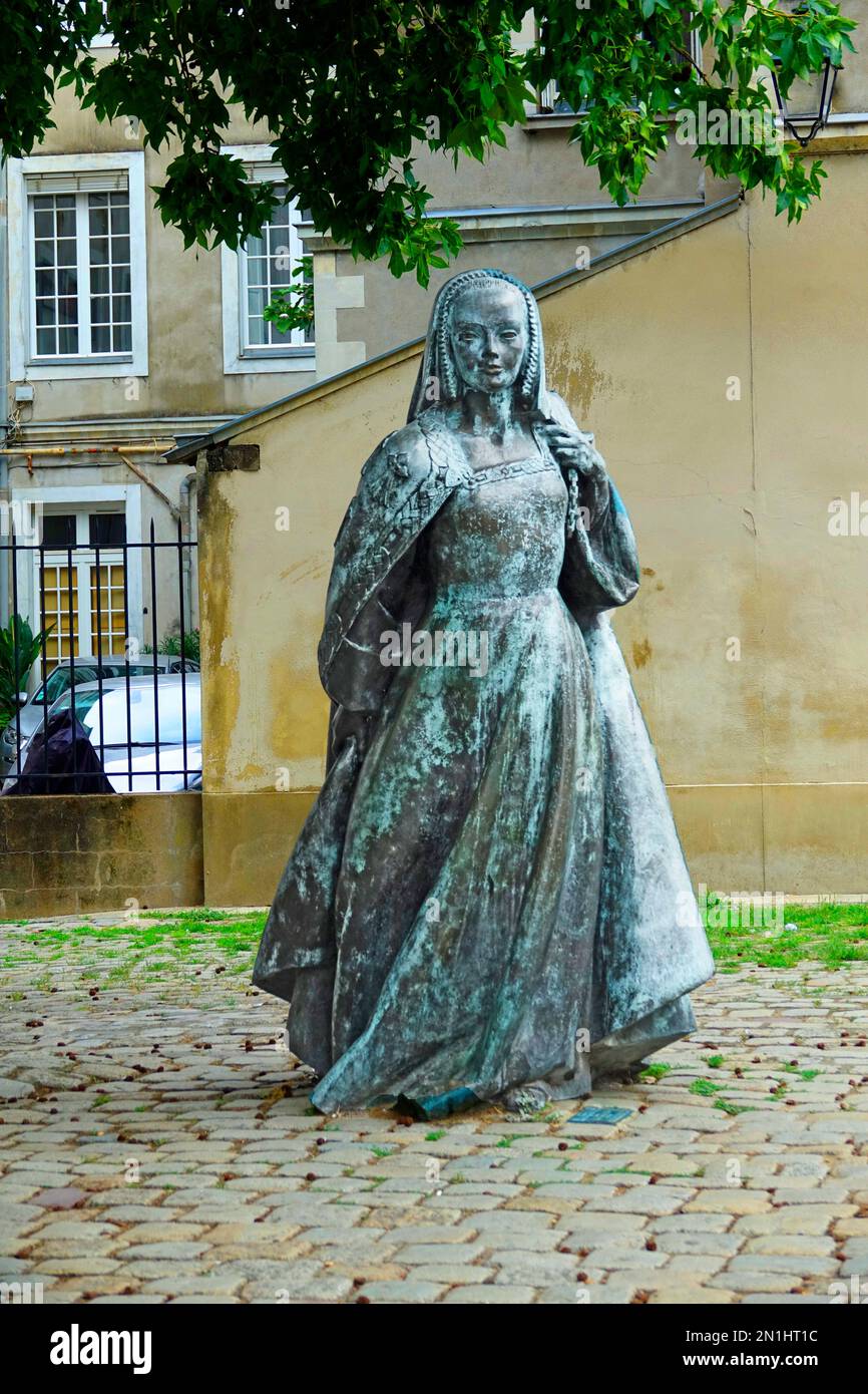 Nantes, France - statue of Anne de Bretagne Queen of France. Nantes ...