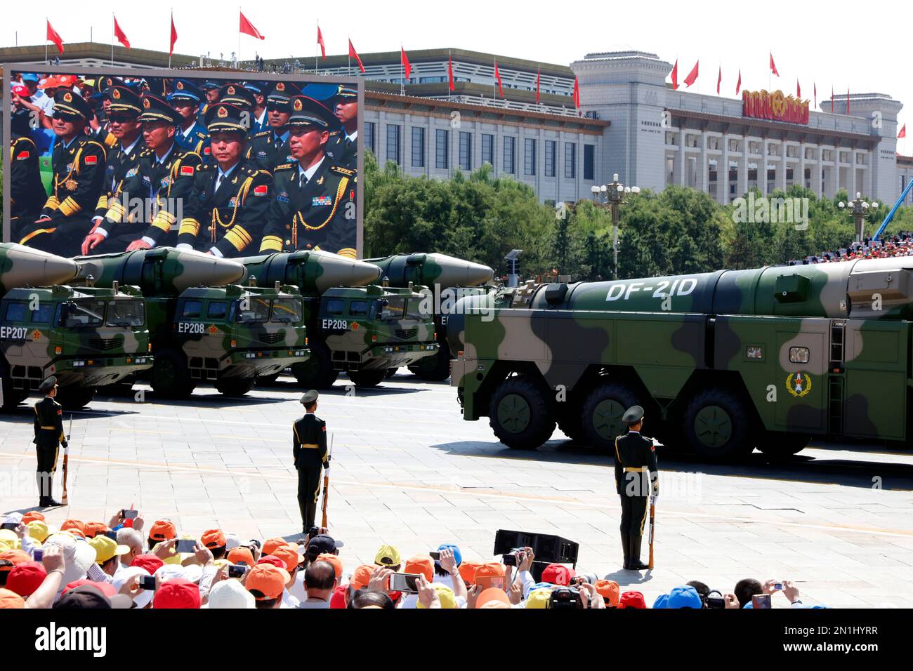 Military vehicles carrying DF-21D anti-ship ballistic missiles ...