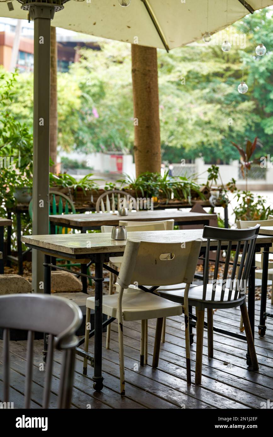 Elegant cafe with modern decor Stock Photo - Alamy