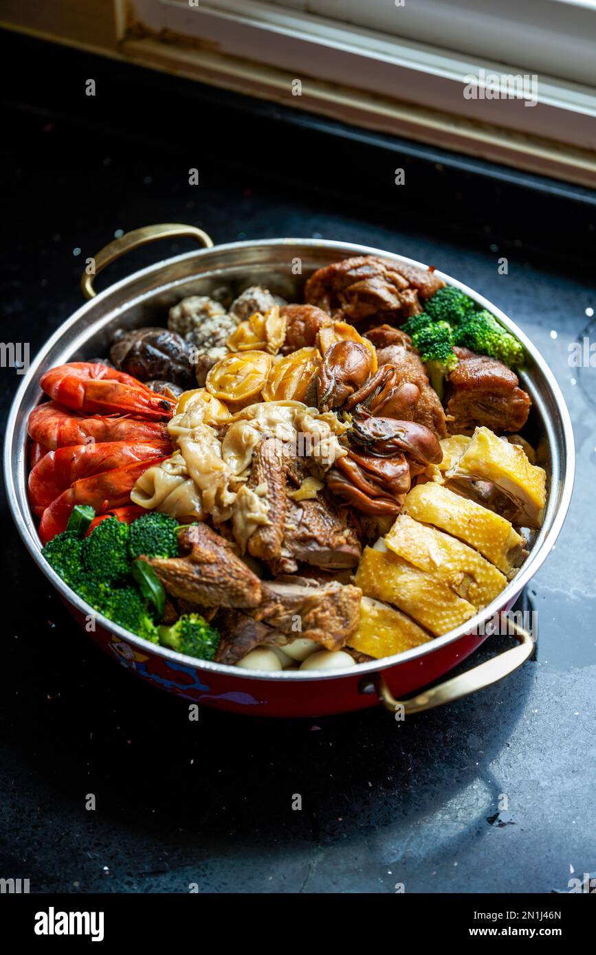 Chinese New Year food during Chinese New Year, assorted big Poon Choi ...