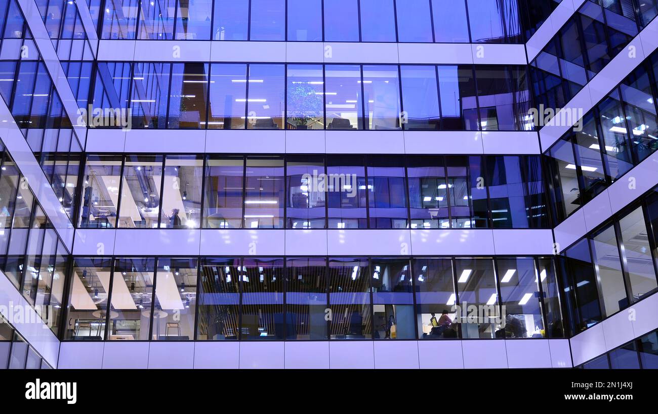 Glass Facade Design Pattern