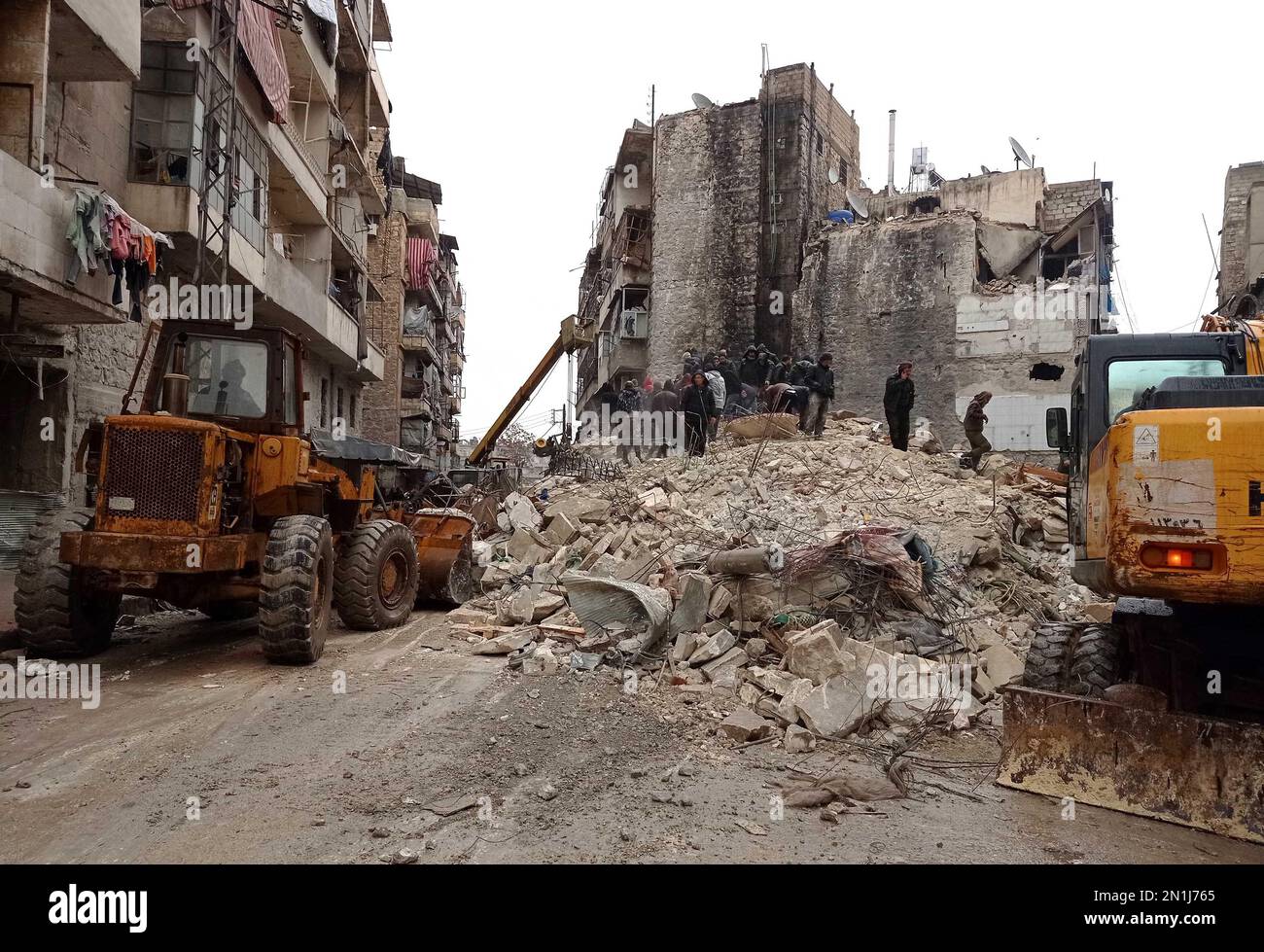 Aleppo, Syria. 6th Feb, 2023. Rescue work is in progress after a deadly ...