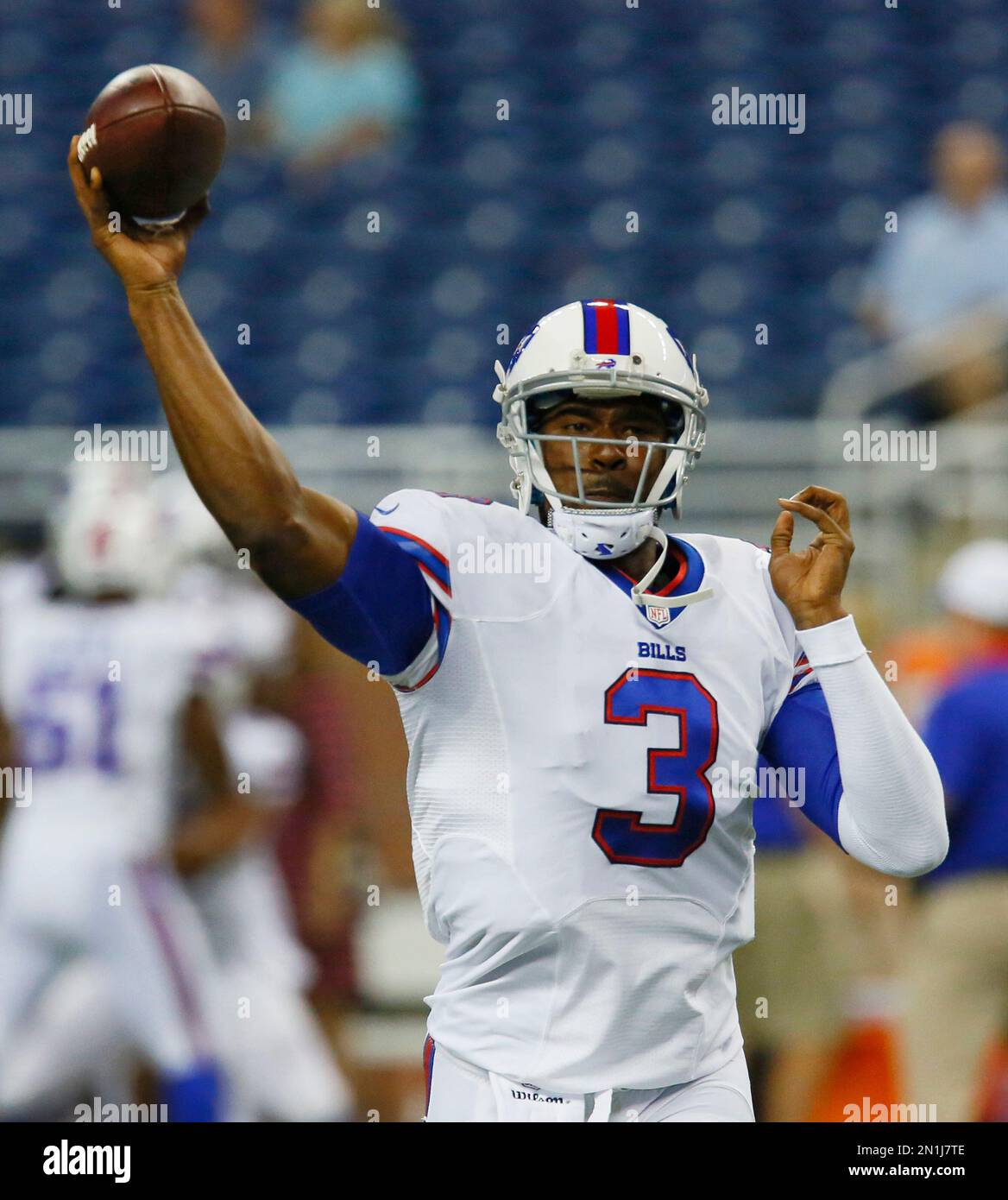 Buffalo Bills quarterback EJ Manuel warms up before an NFL football ...