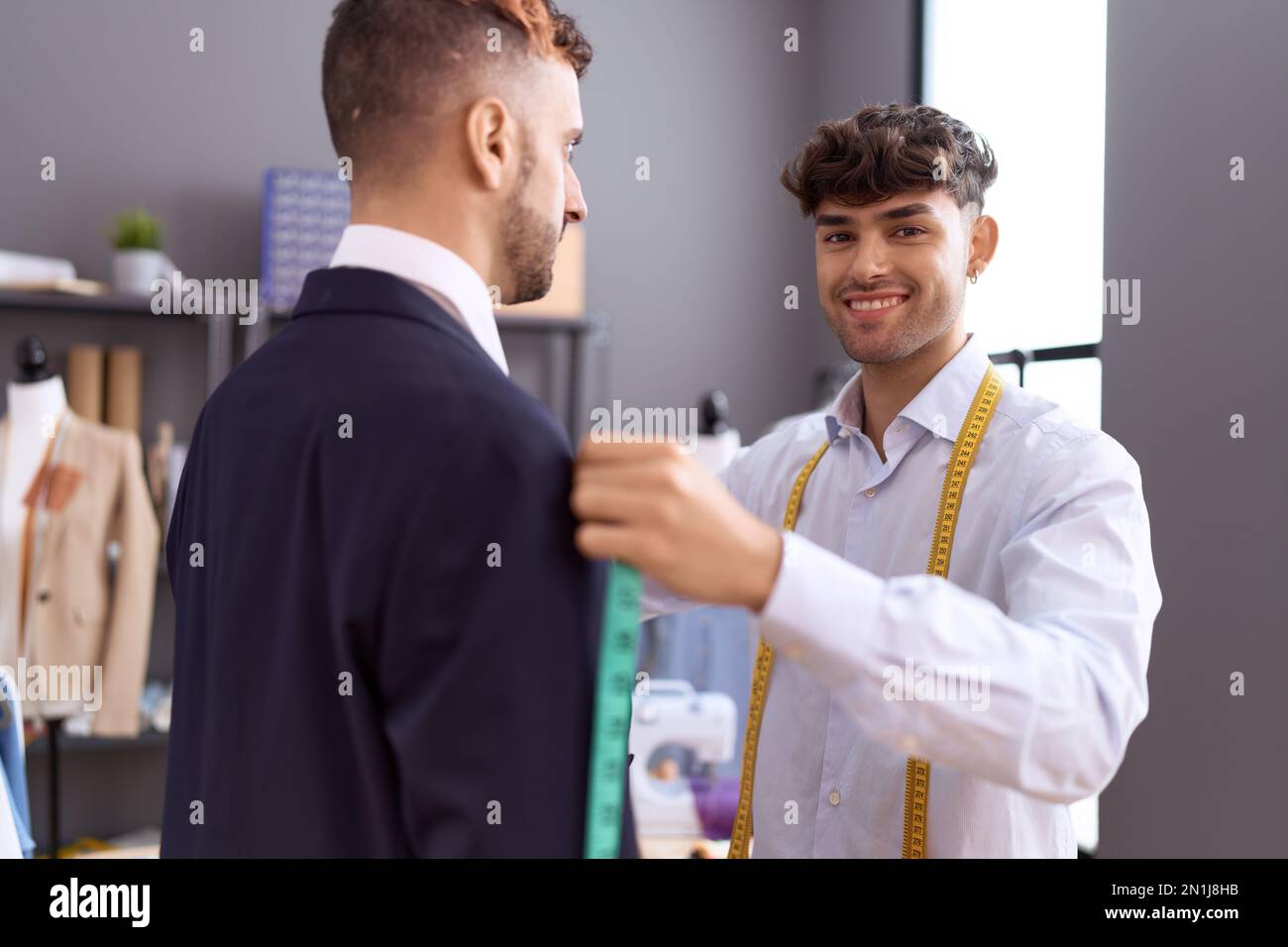 Man measuring chest tape measure hi-res stock photography and images ...