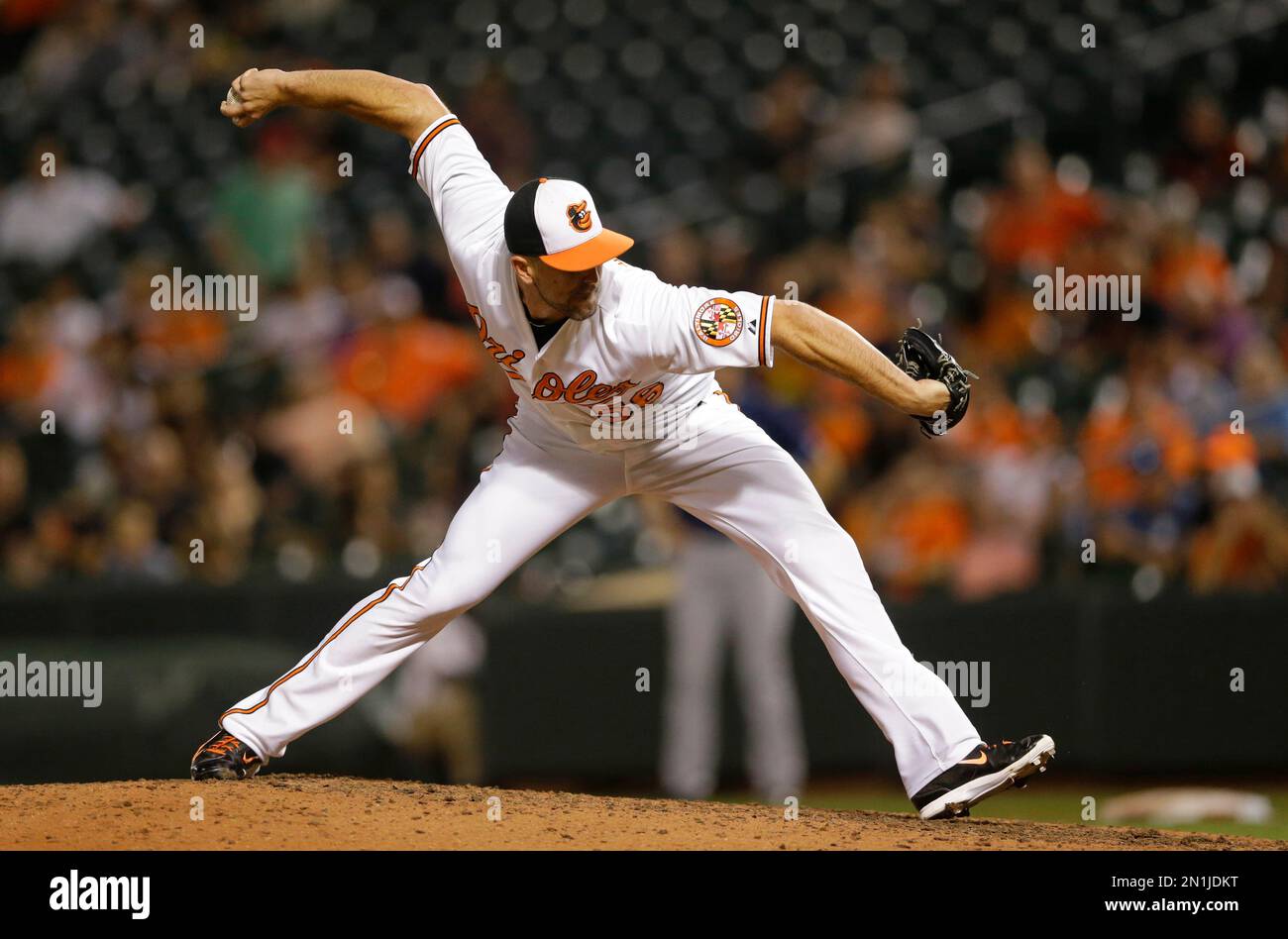 Baltimore Orioles relief pitcher Darren O'Day throws to the Tampa Bay ...