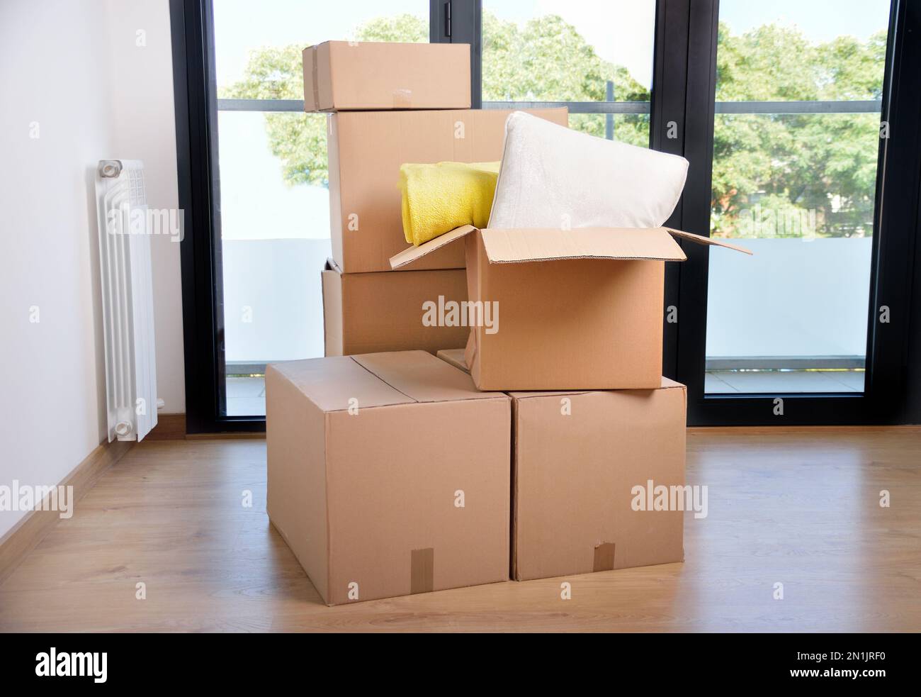 Moving boxes at home Stock Photo - Alamy