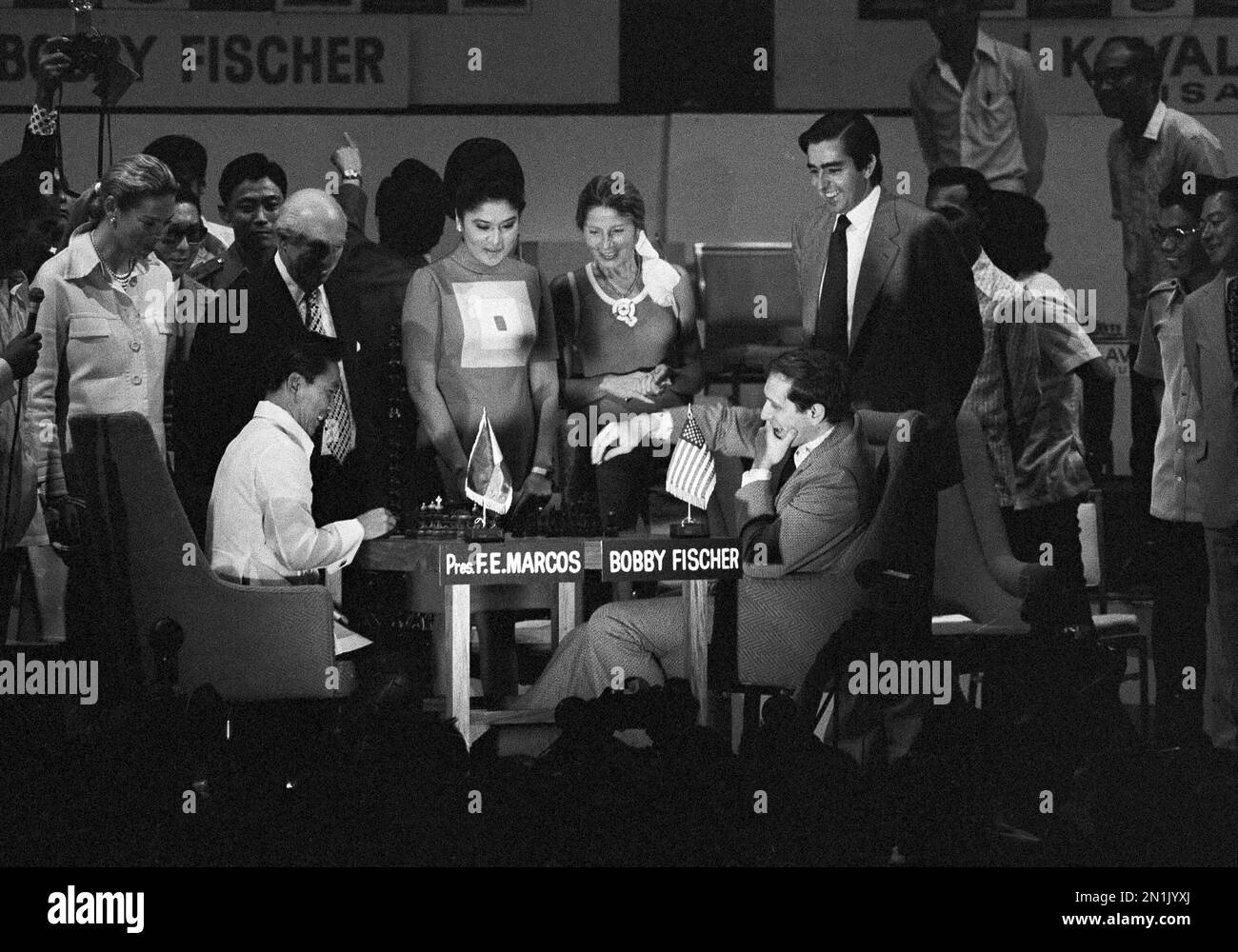 World chess champion Bobby Fischer, right, and Philippine President ...