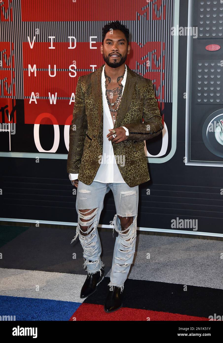 Miguel arrives at the MTV Video Music Awards at the Microsoft Theater ...