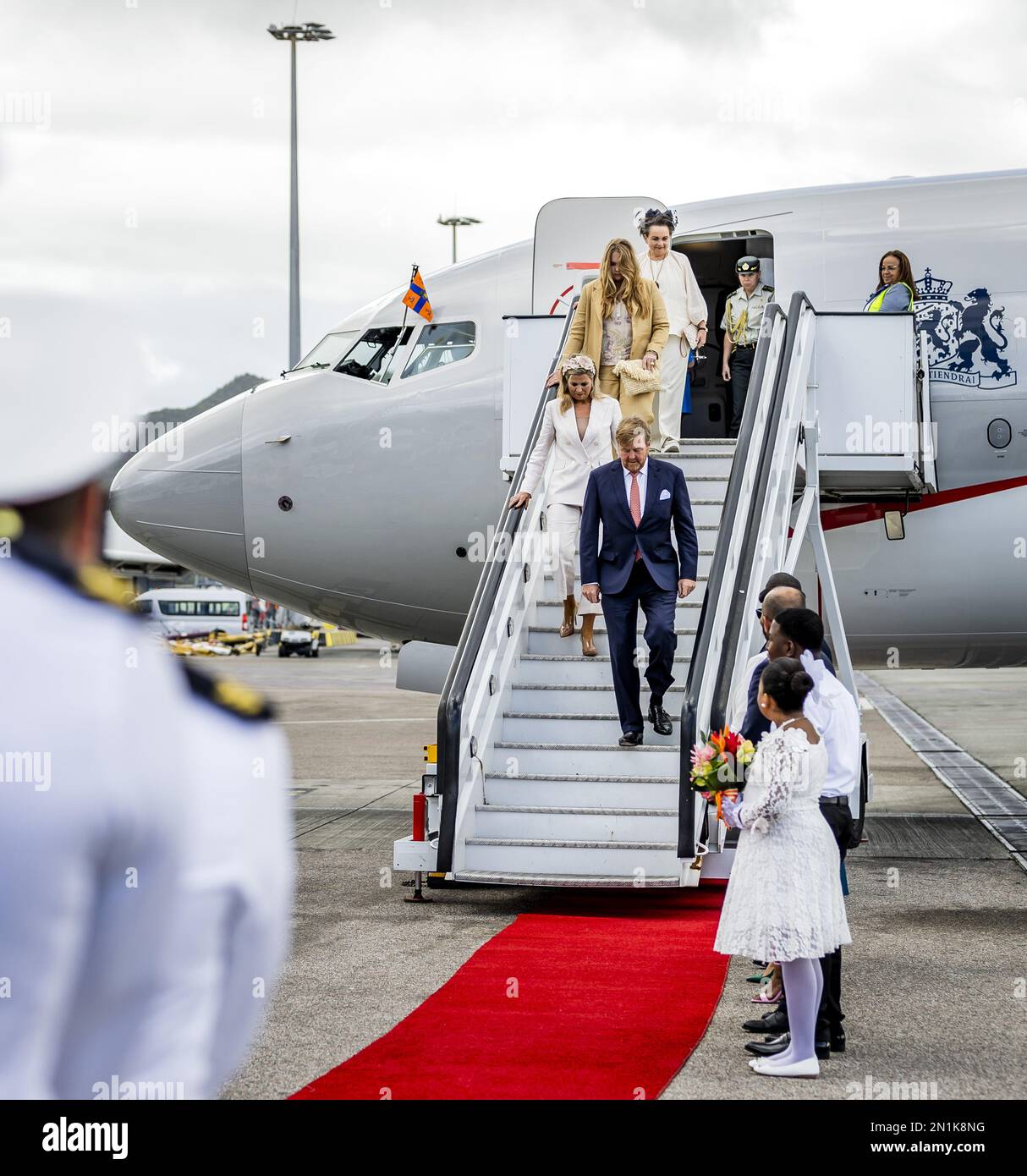 SINT MAARTEN - King Willem-Alexander, Queen Maxima and Princess Amalia ...