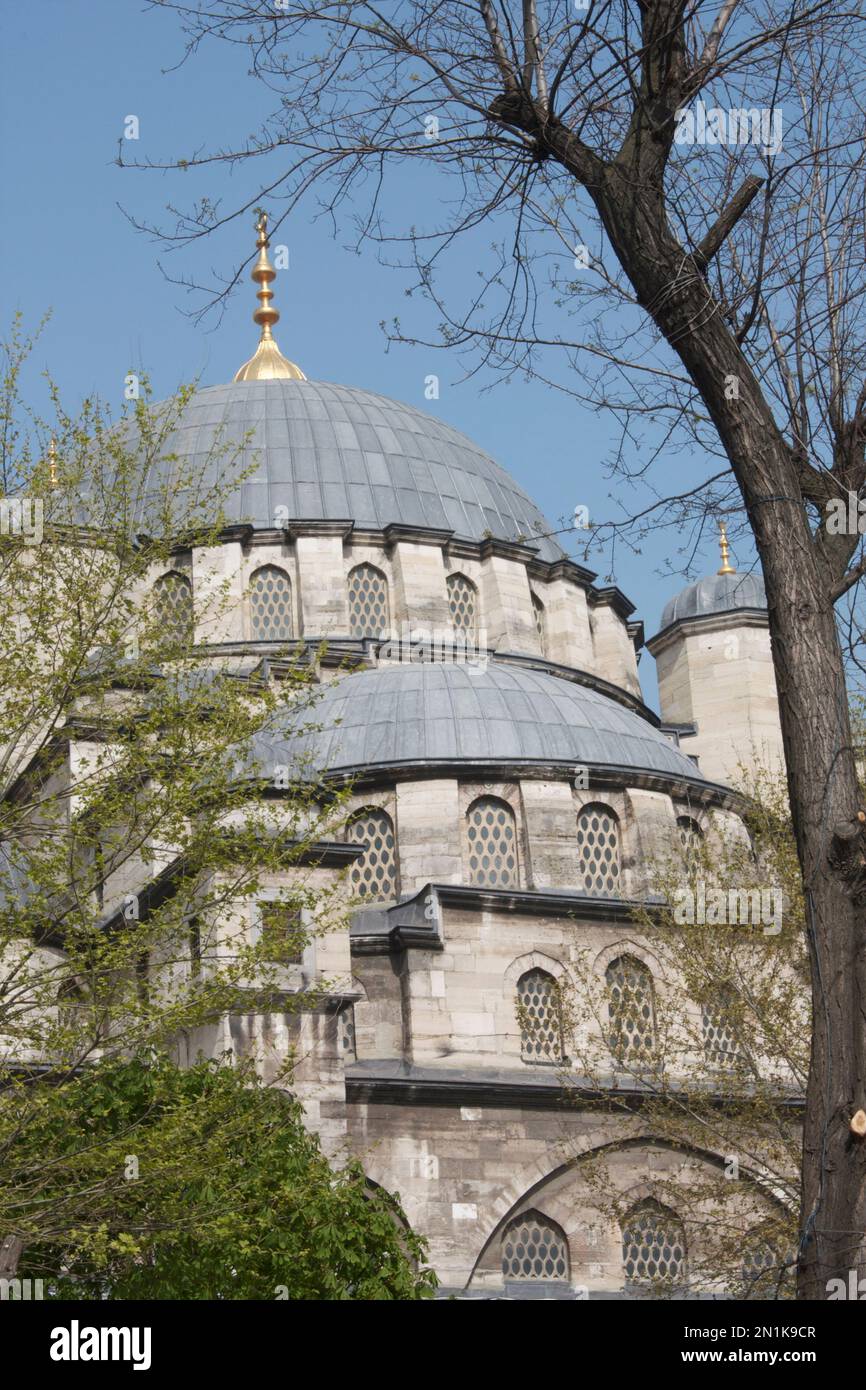 Yeni Cami Mosque, Istanbul, Turkey Stock Photo - Alamy